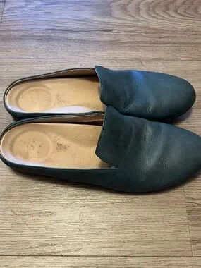 Dansko | Shoes | Dansko Womens Slipon Leather Mules Flats In Deep Green ...